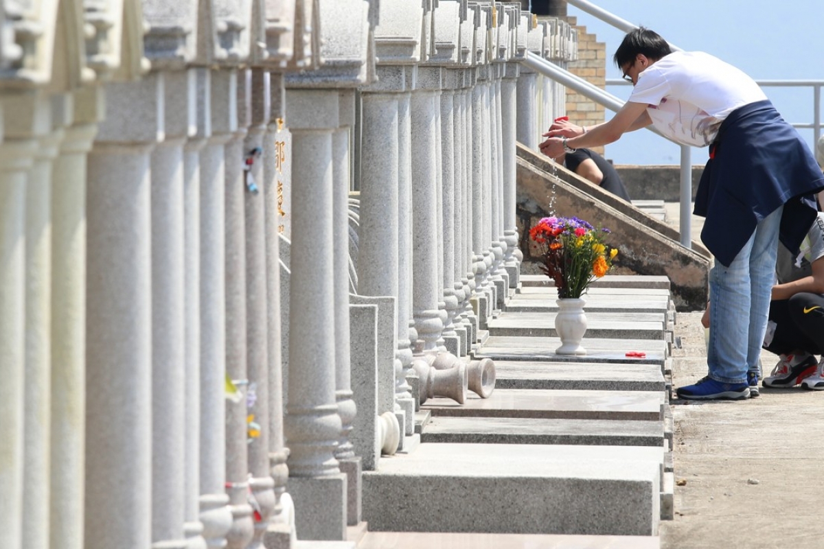 Is a diamond burial for you